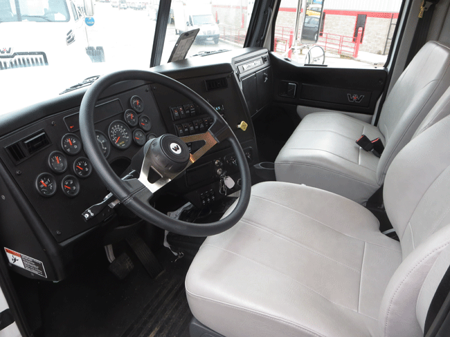 Western Star 4900 Interior