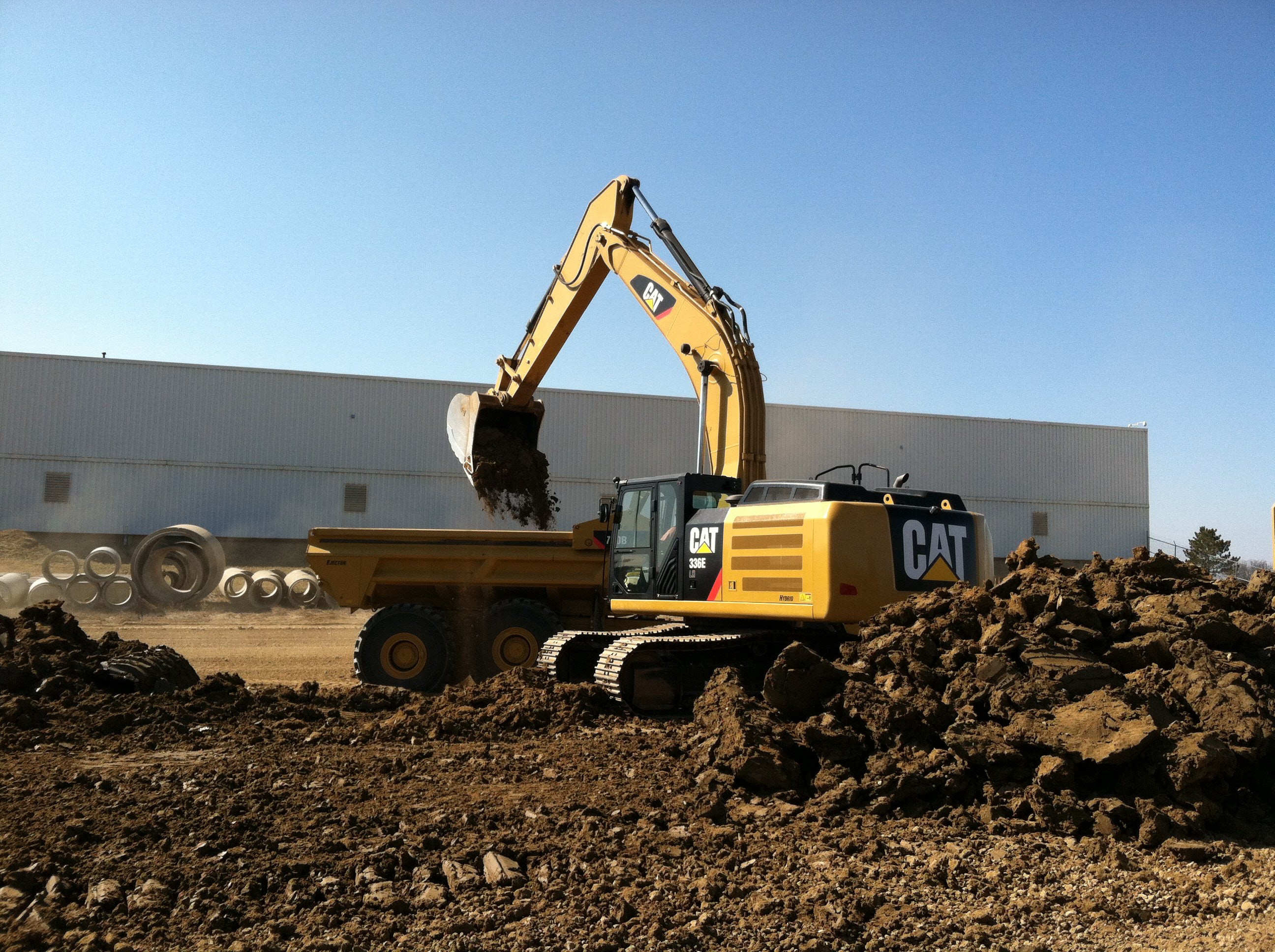 Cat's New Hybrid and ROI | Construction Equipment