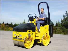 Bomag 1-ton BW900-2 tandem-drum roller | Construction Equipment