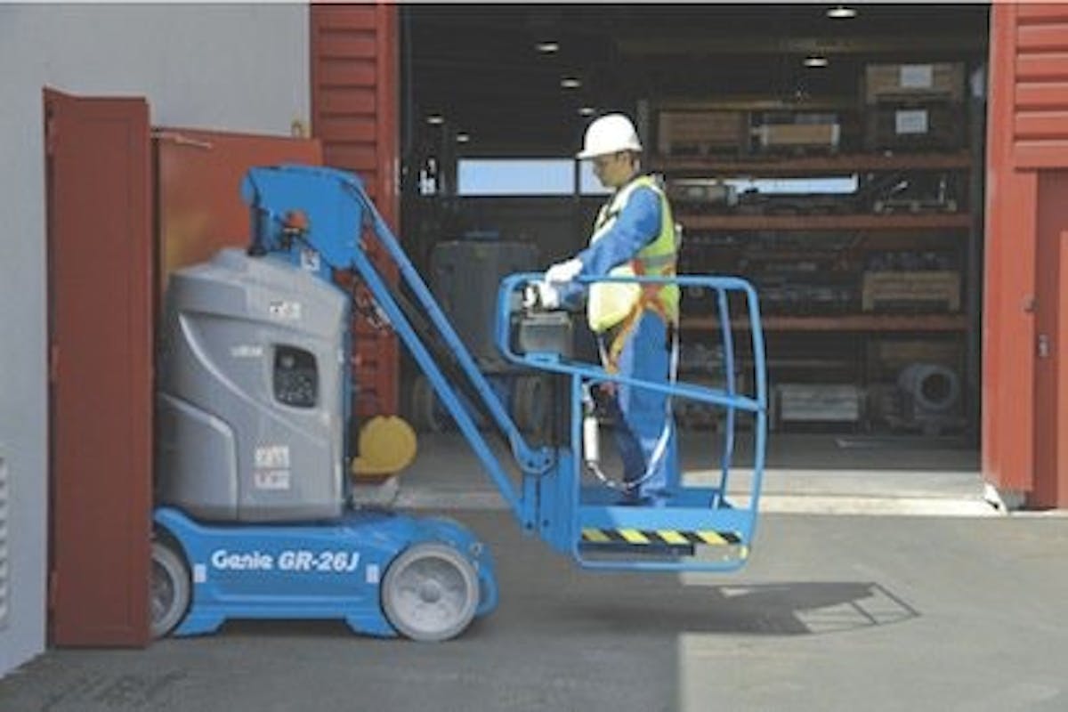 Genie GR-26J Runabout Aerial Work Platform Lifts to 31 Feet ...