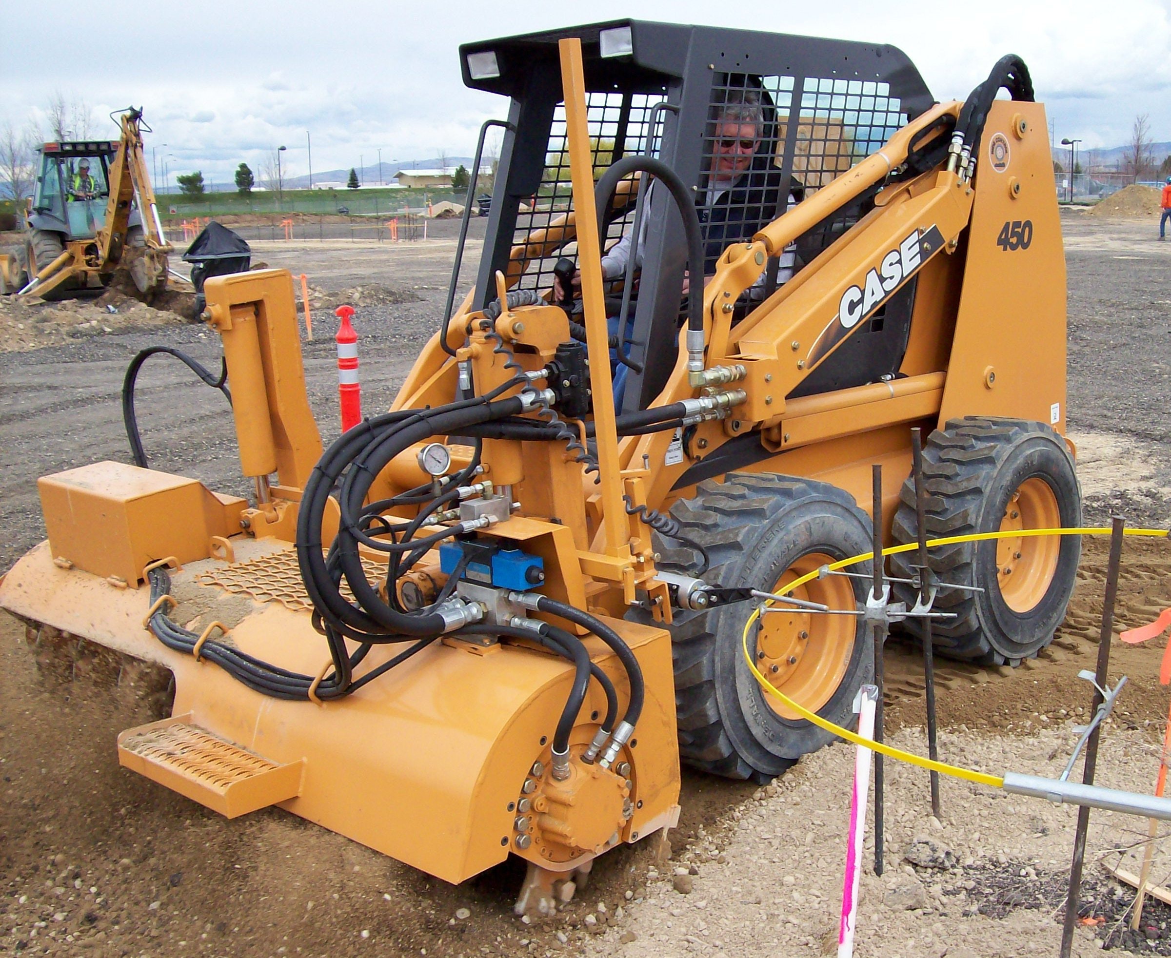 Easi-Pour Easi-Grade Skid Steer Trimmer | Construction Equipment