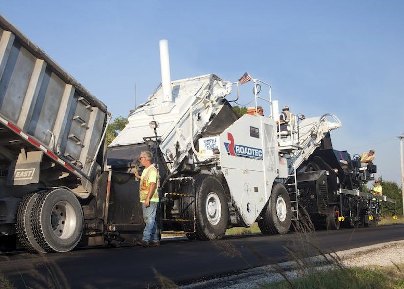 Roadtec Shuttle Buggy | Construction Equipment