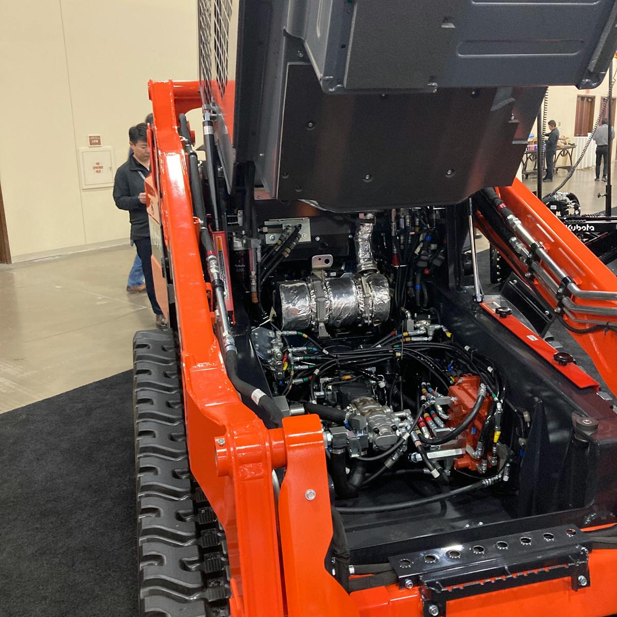 Kubota Unveils 2023 CTL, Excavator Upgrades | Construction Equipment