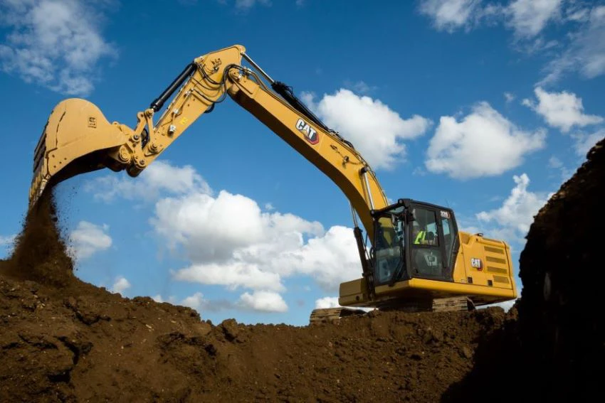 2022 Cat 345 Excavator