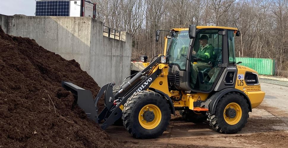 Deere 184, 204, 304 G Tier Wheel Loaders | Construction Equipment
