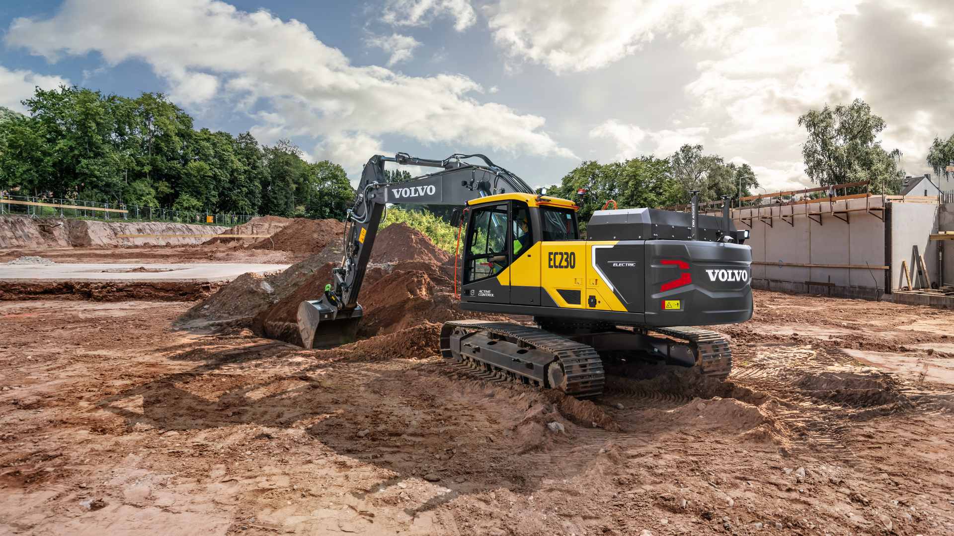 Volvo to buy battery maker Proterra | Construction Equipment