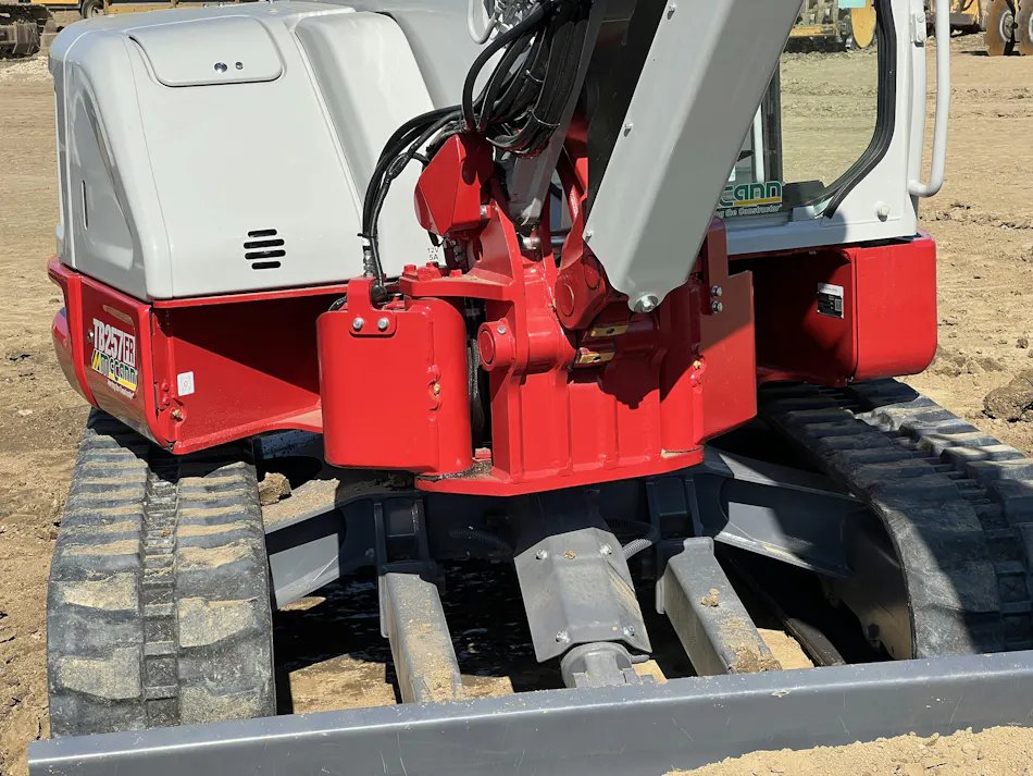 Professionals Evaluate Takeuchi TB257FR Excavator | Construction Equipment