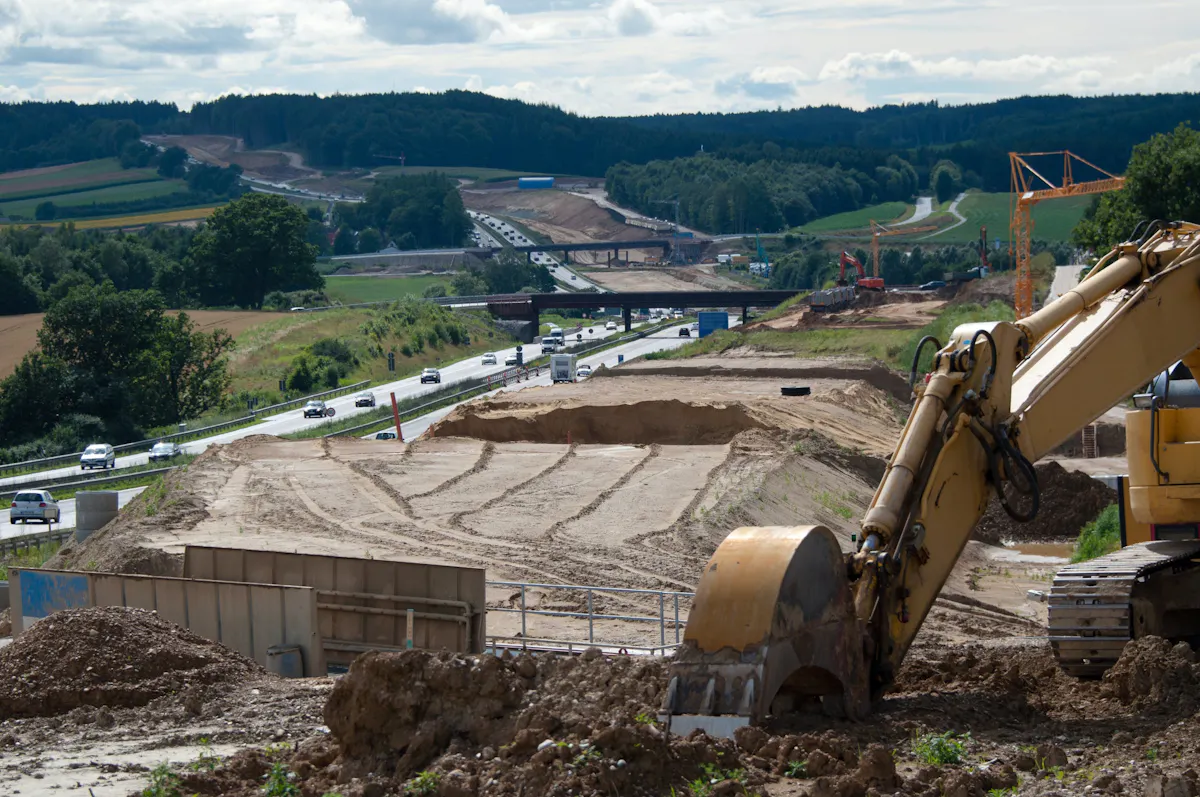 Highway construction costs continue to rise | Construction Equipment
