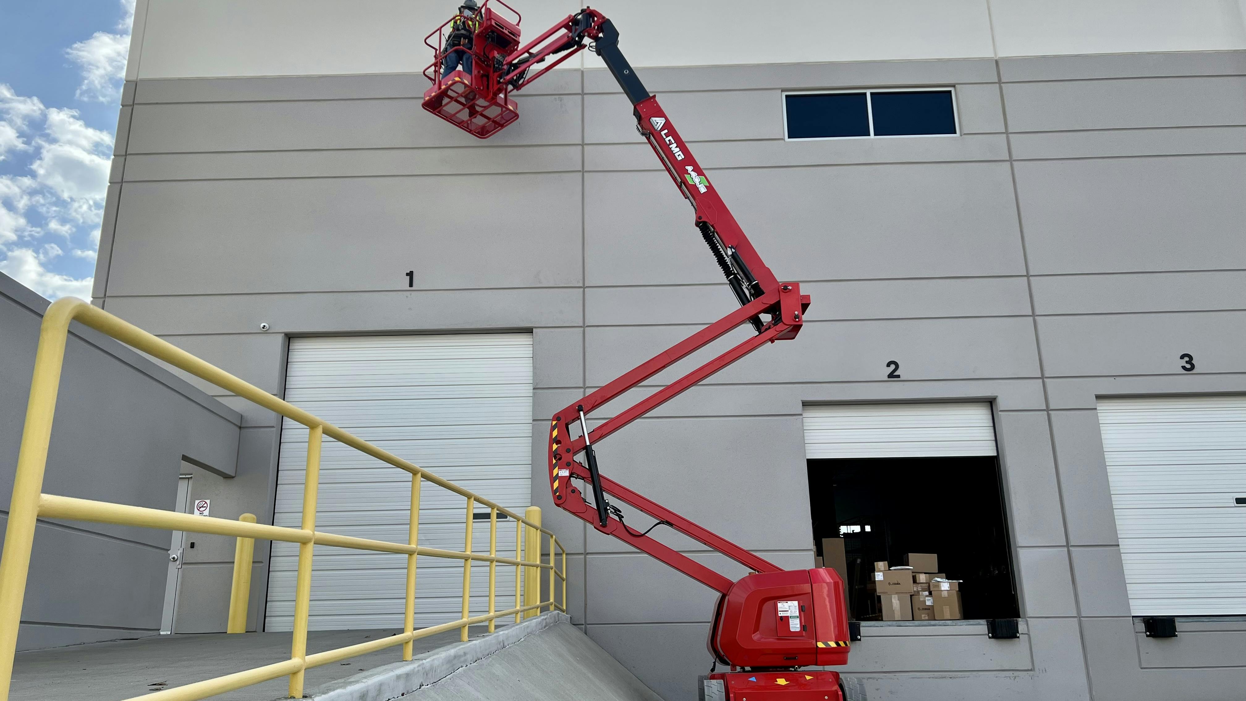 LGMG A43JE Boom Lift | Construction Equipment