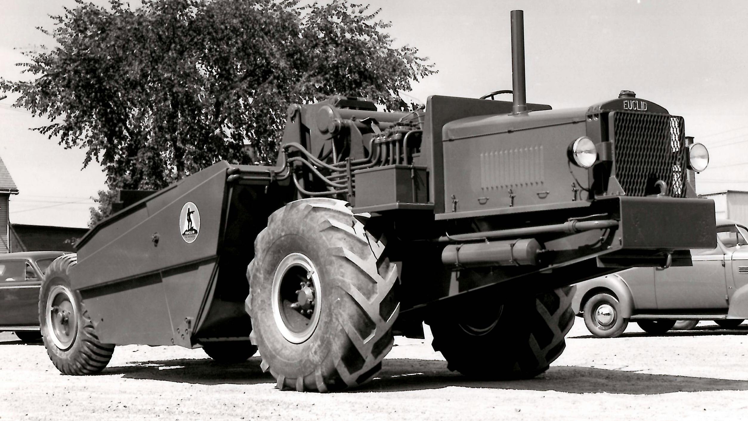 The Evolution of Euclid's Motor Scrapers | Construction Equipment