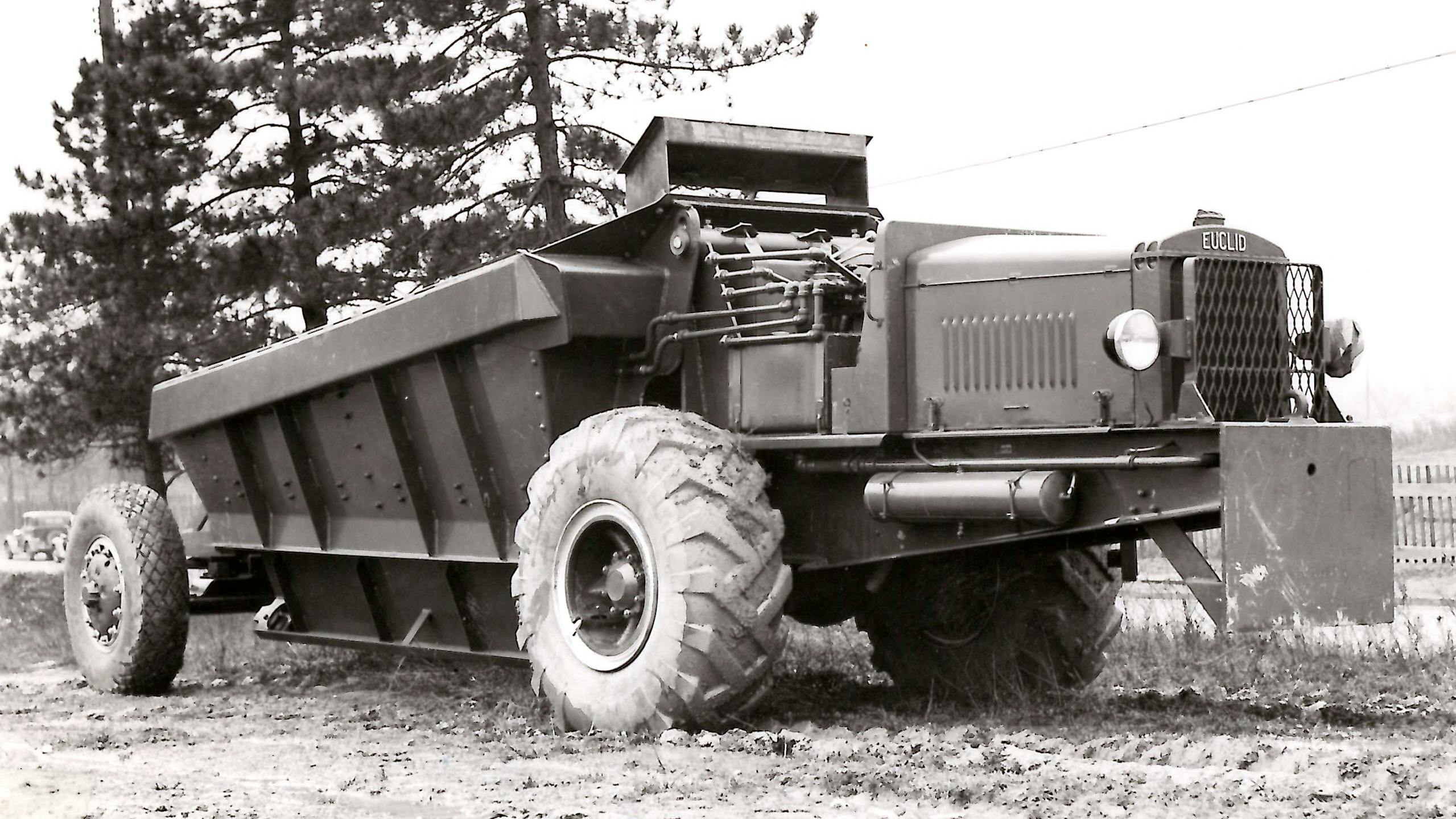 The Evolution of Euclid's Motor Scrapers | Construction Equipment