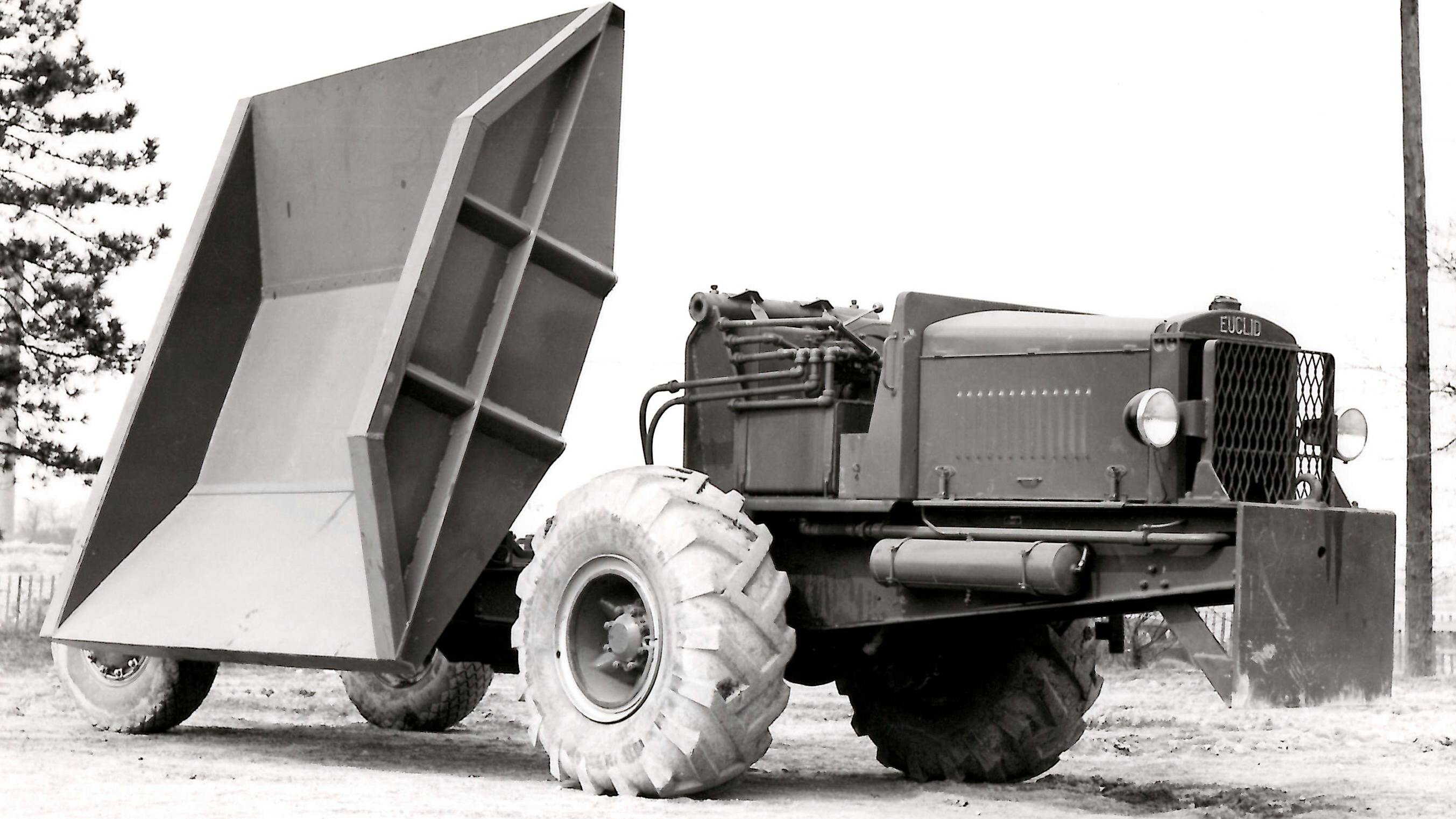The Evolution of Euclid's Motor Scrapers | Construction Equipment