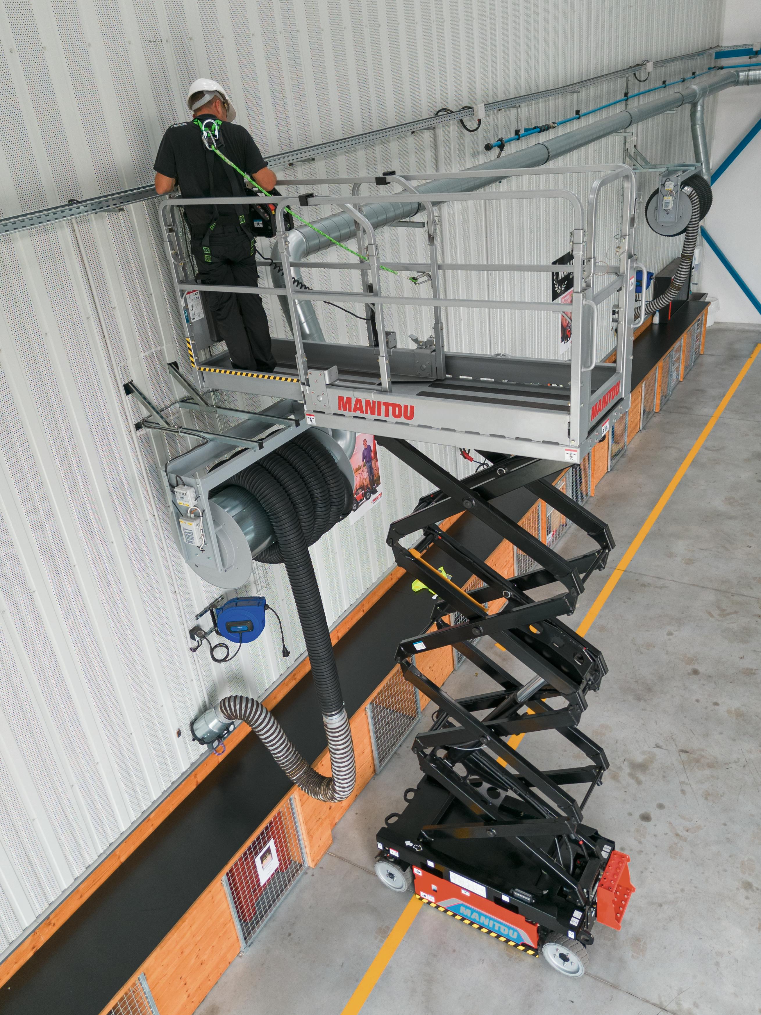 Manitou SE 1932, SE 2632 Scissor Lifts | Construction Equipment