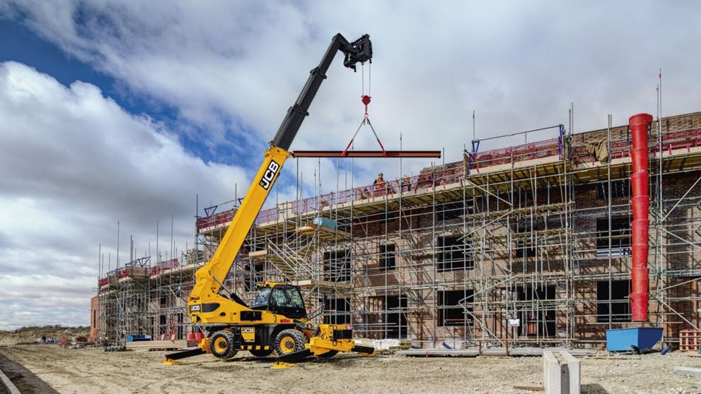 Rotating Telehandlers Look to Turn Heads | Construction Equipment